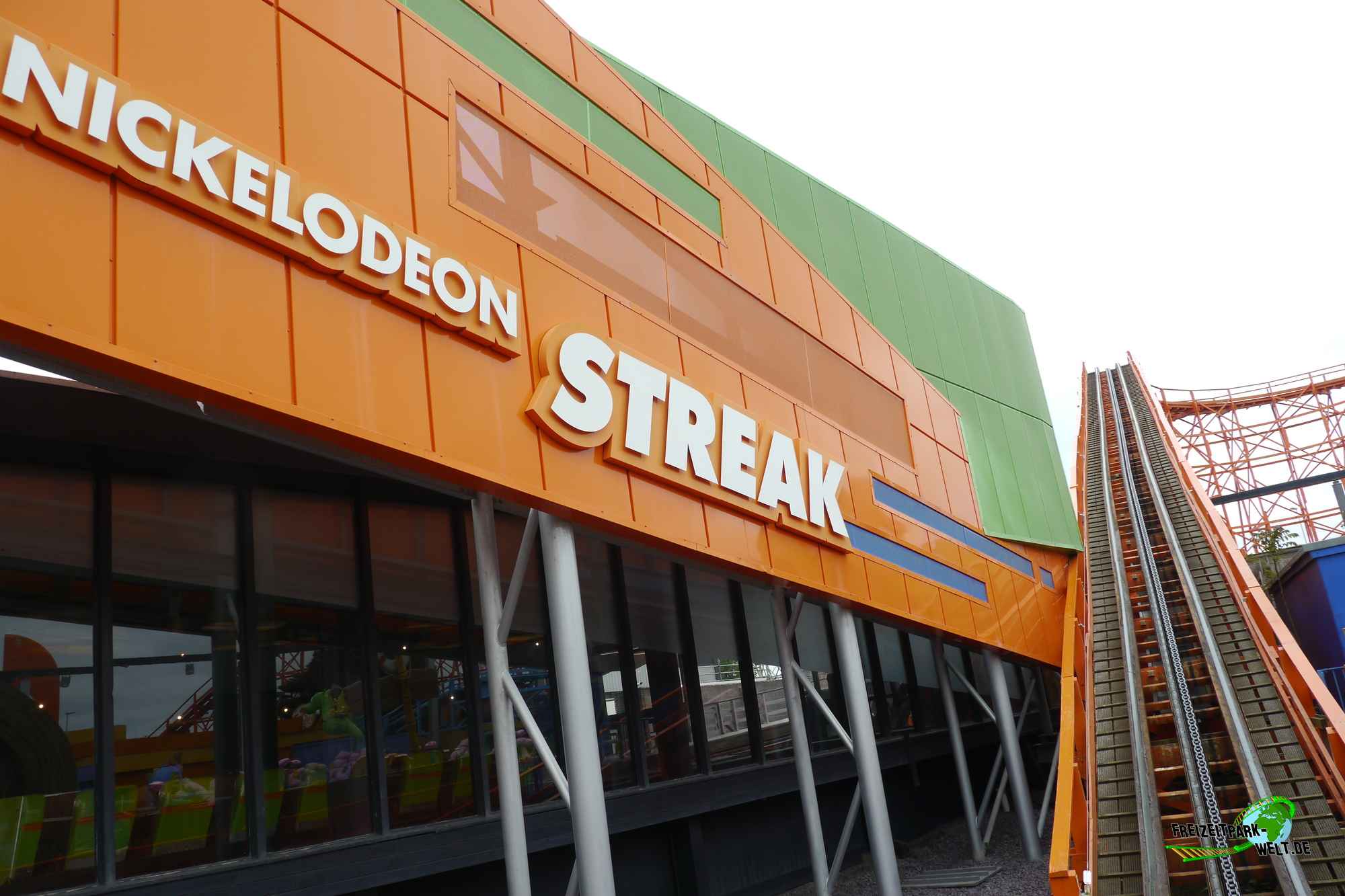 Nickelodeon Streak - Pleasure Beach Blackpool | Freizeitpark-Welt.de