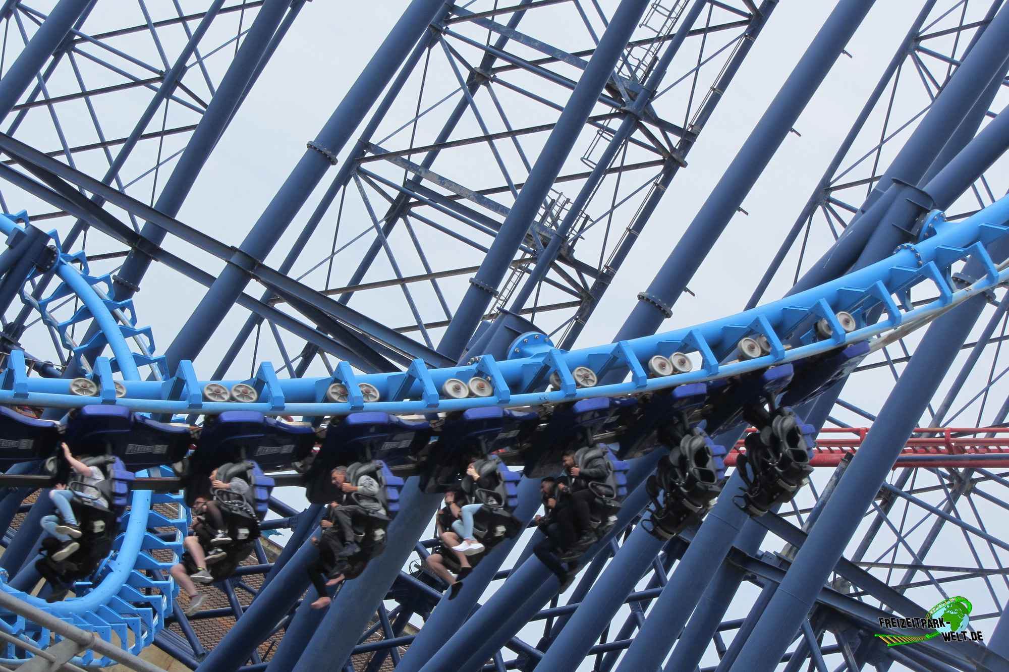 Infusion - Pleasure Beach Blackpool | Freizeitpark-Welt.de