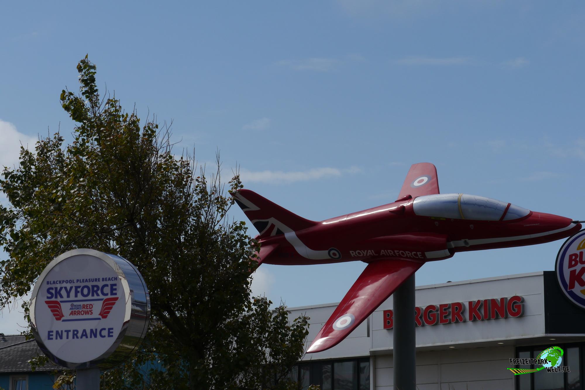 Red Arrows Sky Force - Pleasure Beach Blackpool | Freizeitpark-Welt.de