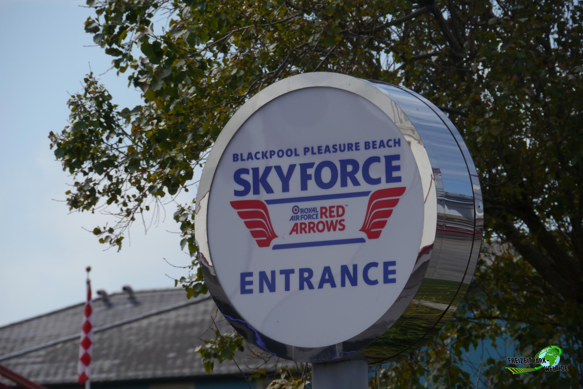 Red Arrows Sky Force - Pleasure Beach Blackpool | Freizeitpark-Welt.de