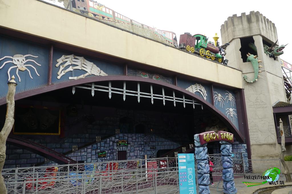 Ghost Train - Pleasure Beach Blackpool | Freizeitpark-Welt.de