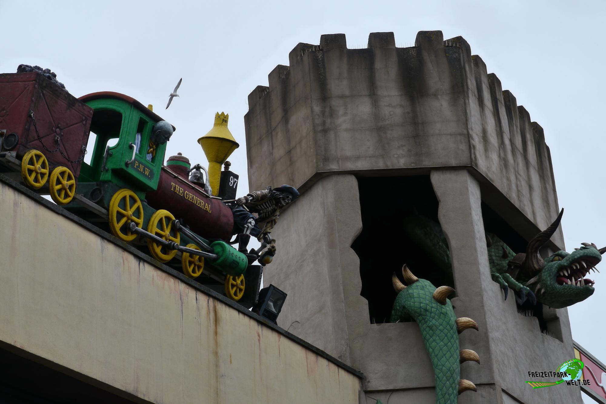 Ghost Train - Pleasure Beach Blackpool | Freizeitpark-Welt.de