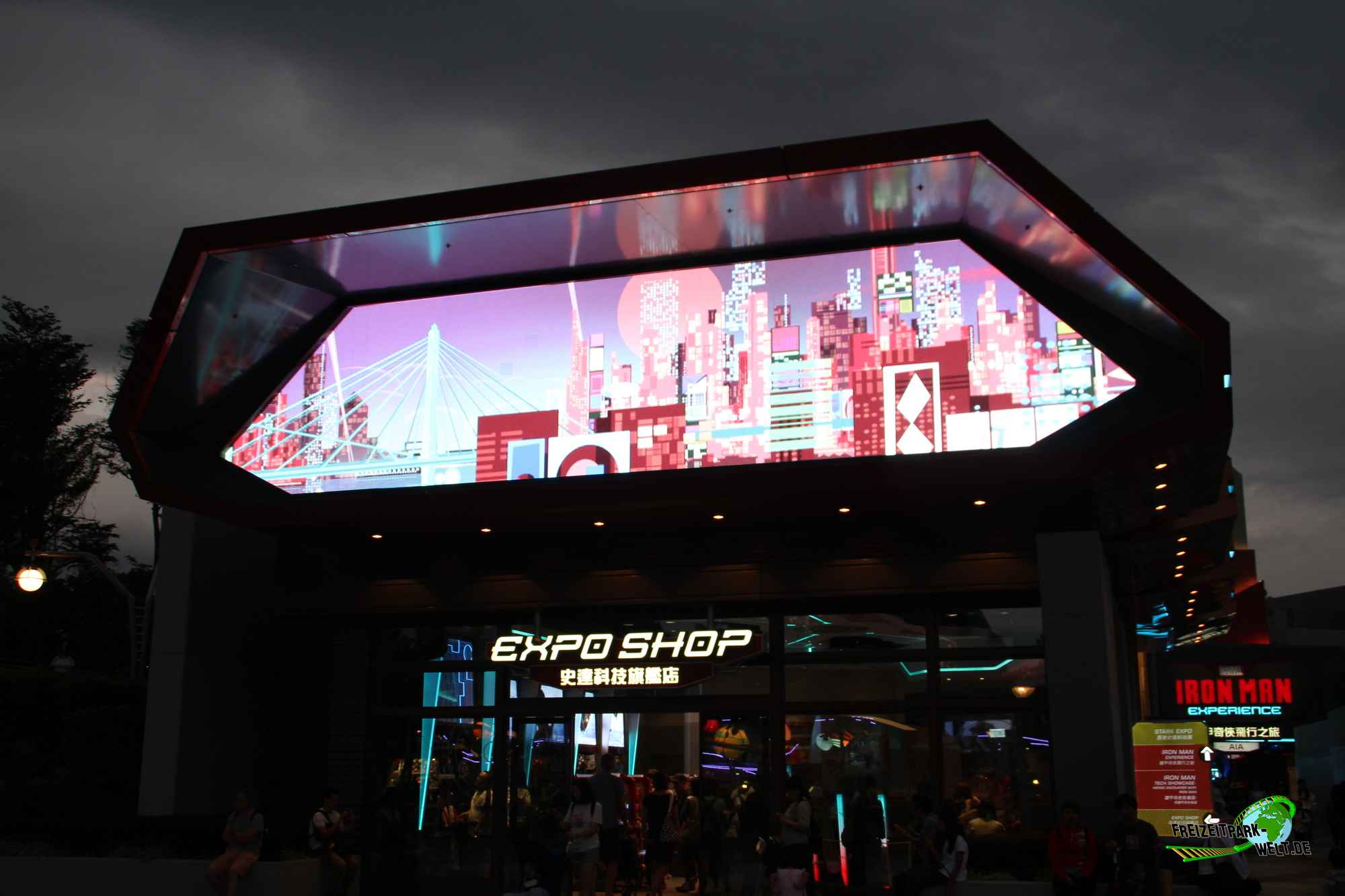 Iron Man Experience - Hong Kong Disneyland | Freizeitpark-Welt.de