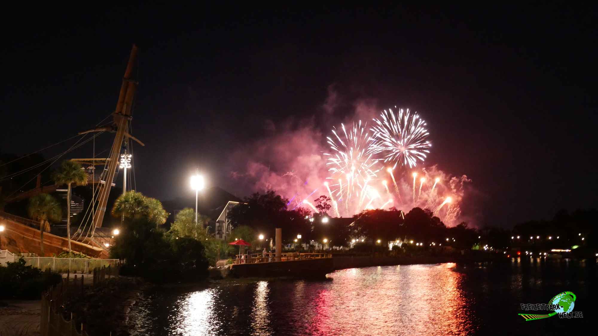 IllumiNations: Reflections of Earth - Epcot | Freizeitpark-Welt.de