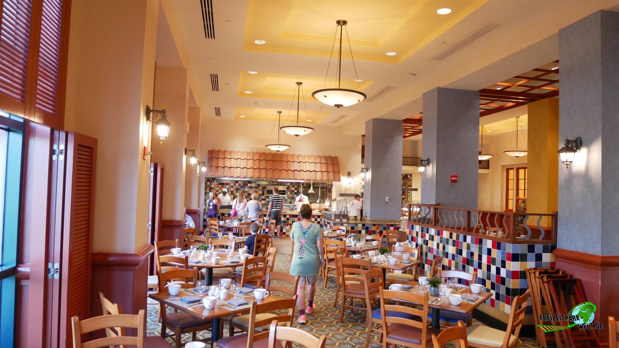 Walt Disney World Dolphin Hotel - Disneys Magic Kingdom | Freizeitpark ...