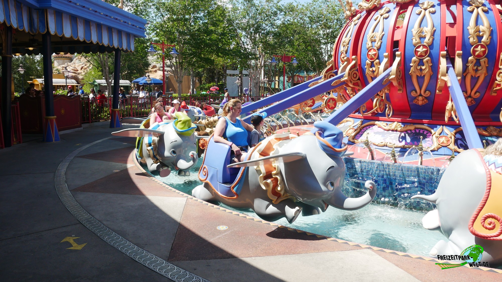 Dumbo the Flying Elephant - Disneys Magic Kingdom | Freizeitpark-Welt.de