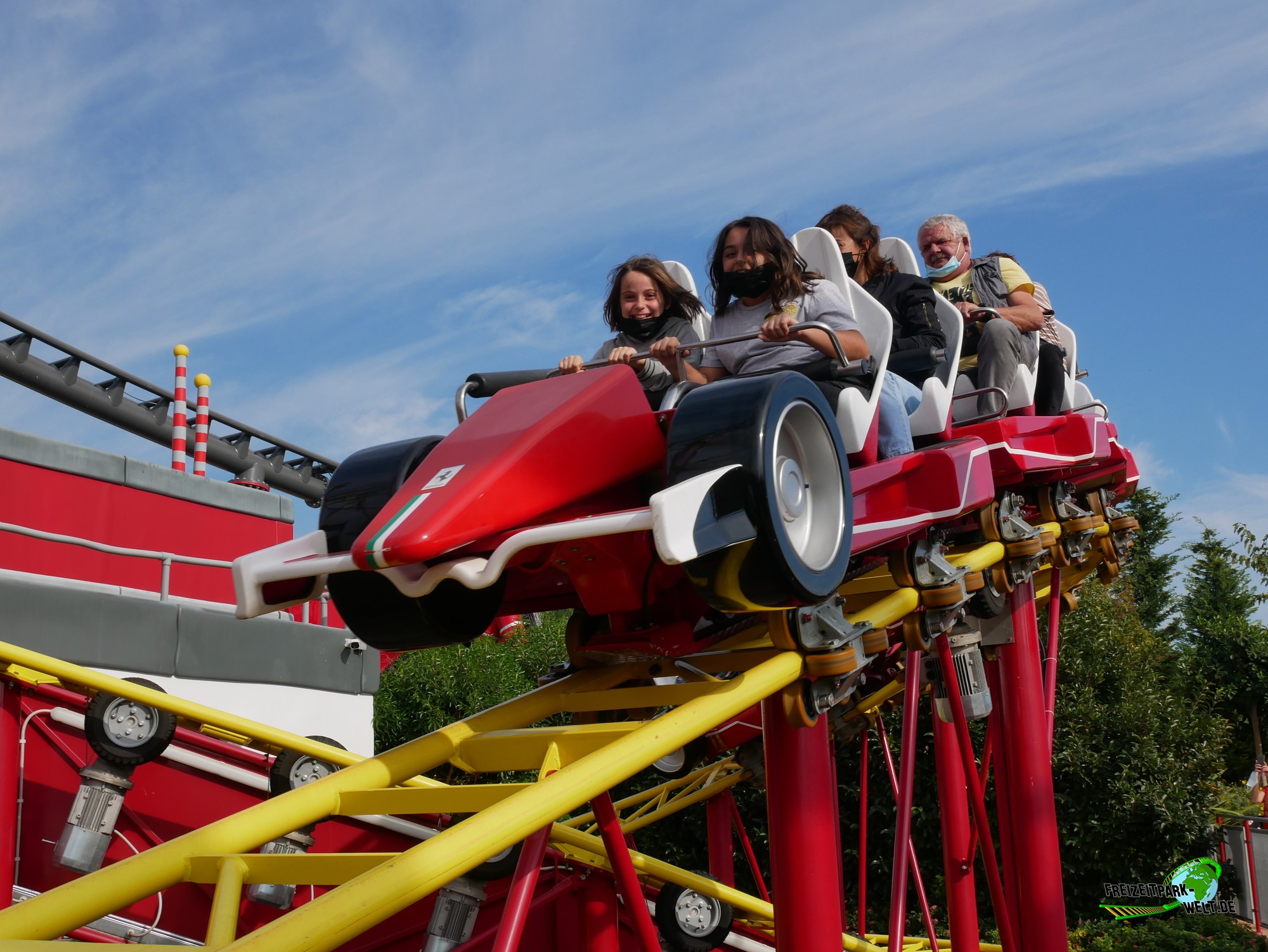 Junior Red Force - Ferrari Land | Freizeitpark-Welt.de