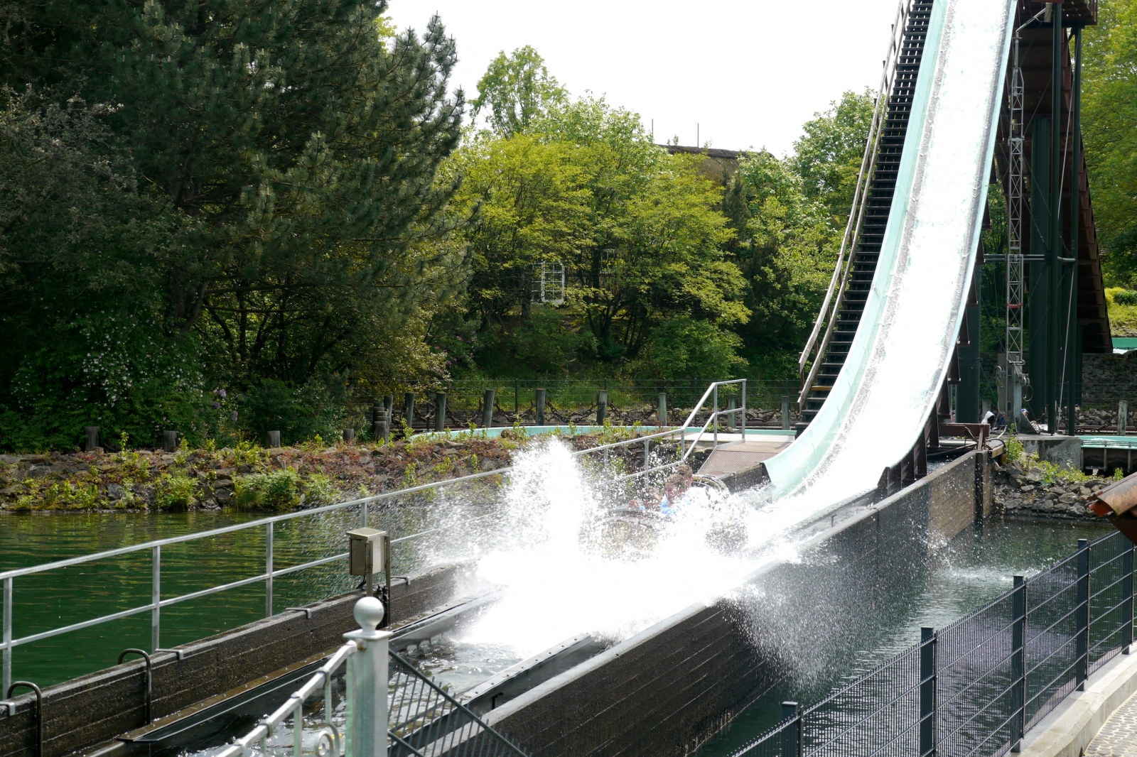 Wildwasserbahn - Heide Park Resort | Freizeitpark-Welt.de