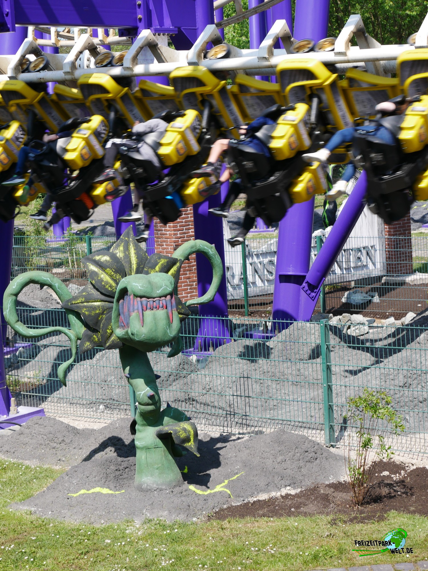 Toxic Garden - Heide Park Resort | Freizeitpark-Welt.de