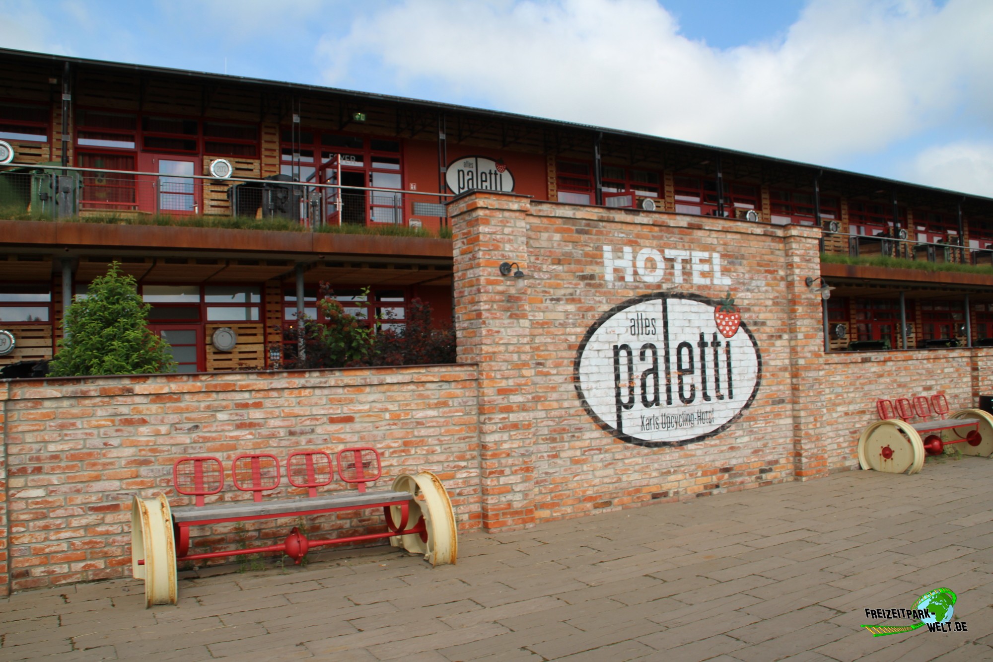 Hotel Alles Paletti - Karls Erlebnis-Dorf Rövershagen | Freizeitpark ...