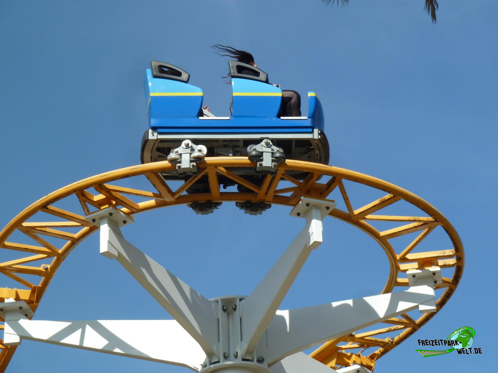 Coast Rider - Knott's Berry Farm | Freizeitpark-Welt.de