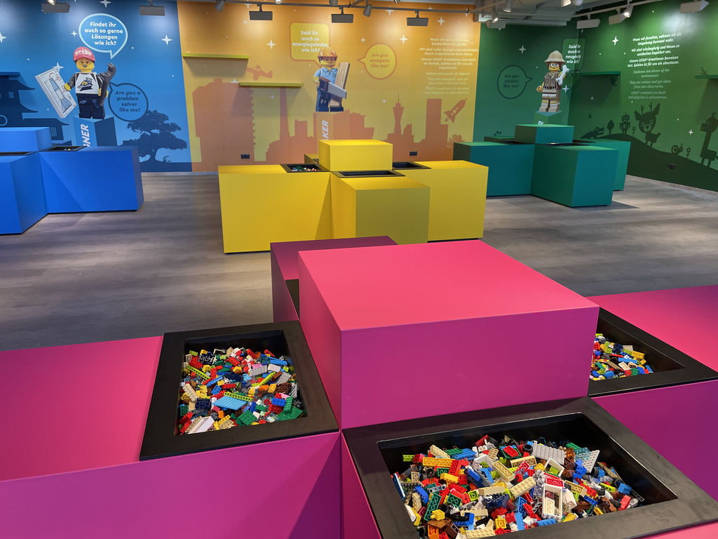 Neues Kreativzentrum zum 90. Jubiläum der LEGO® Gruppe - LEGOLAND ...