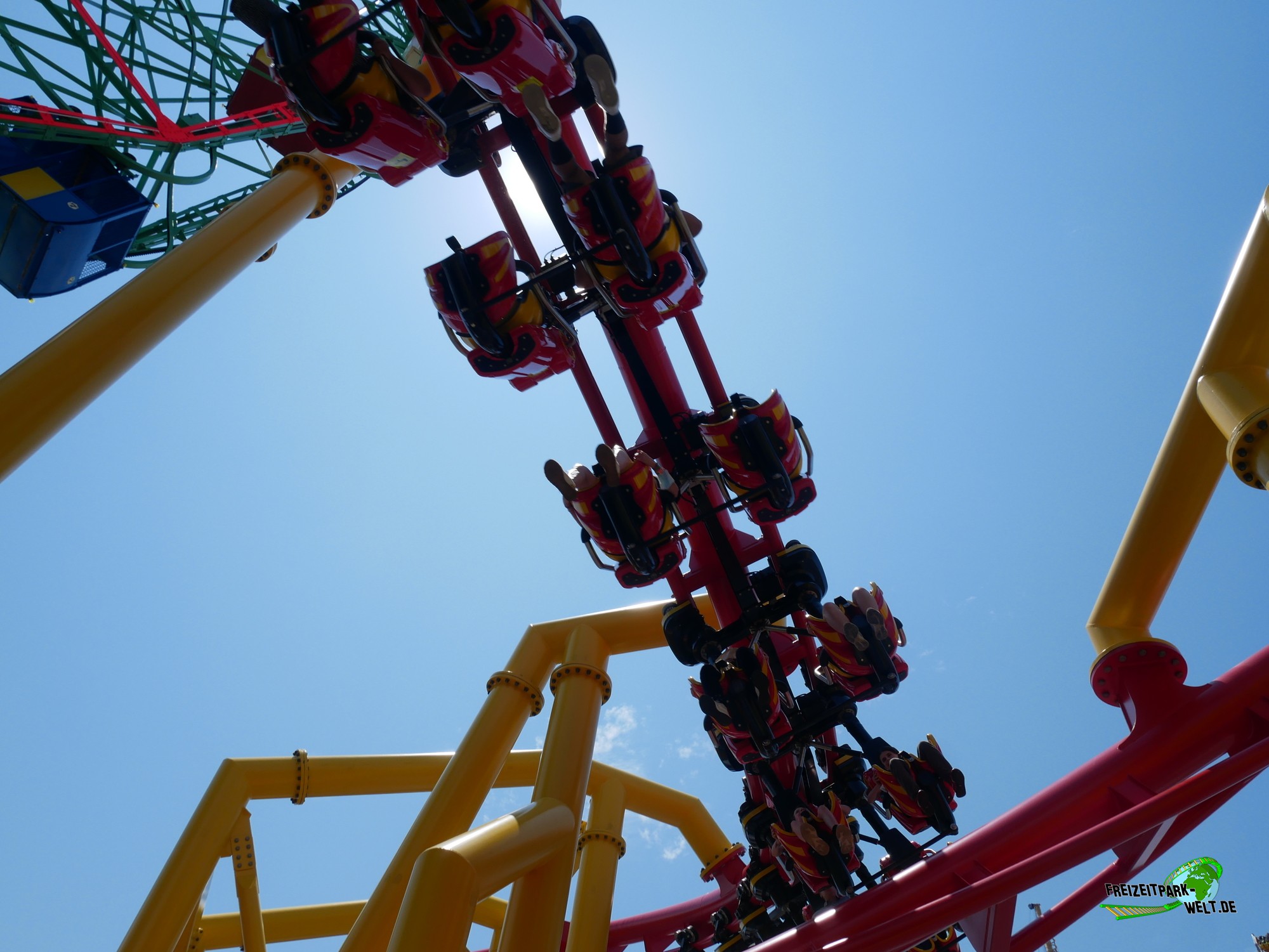 Phoenix - Luna Park New York City | Freizeitpark-Welt.de