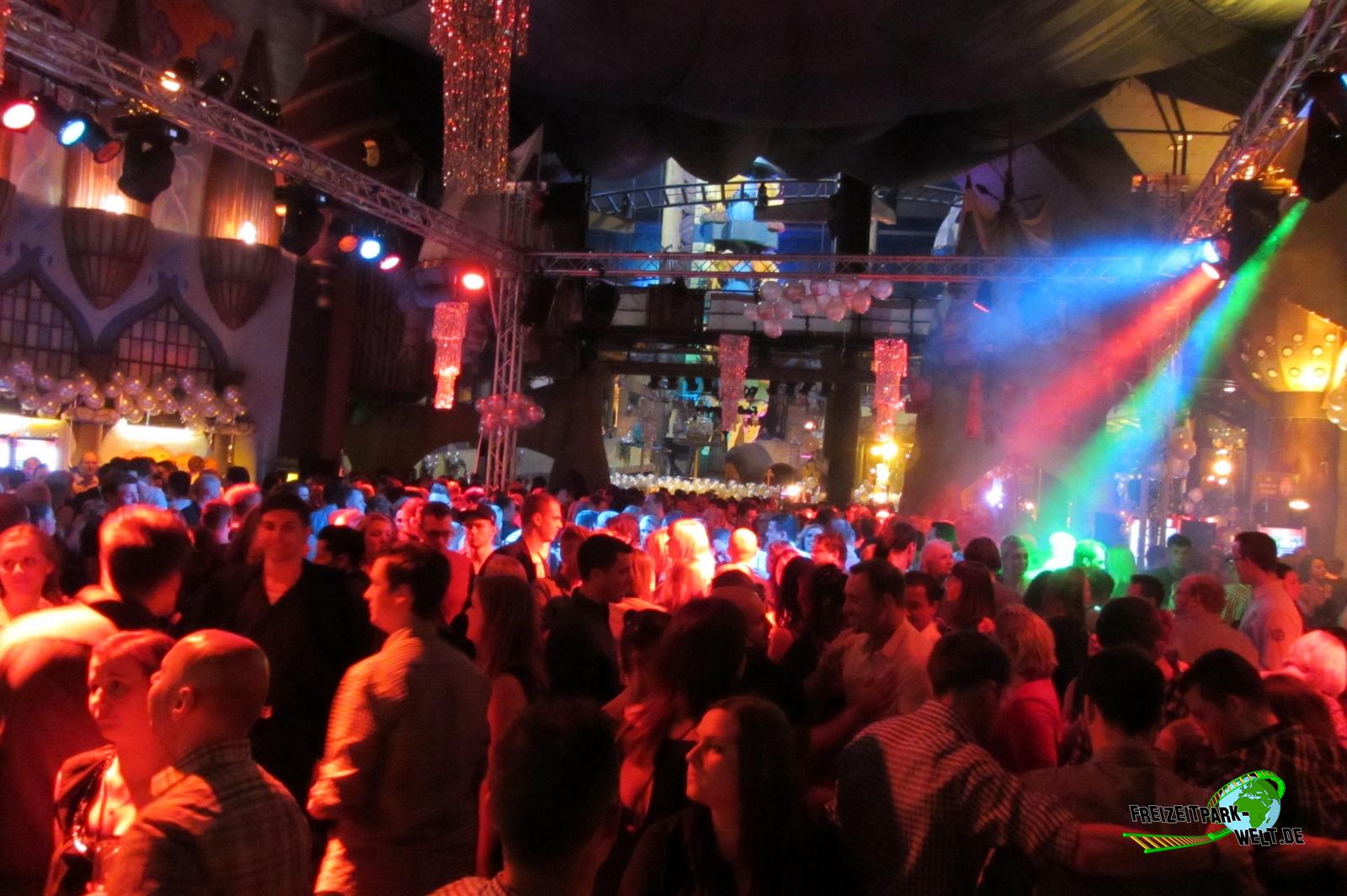 Partytime in Wuze Town - Phantasialand Partytime in Wuze Town - Phantasialand