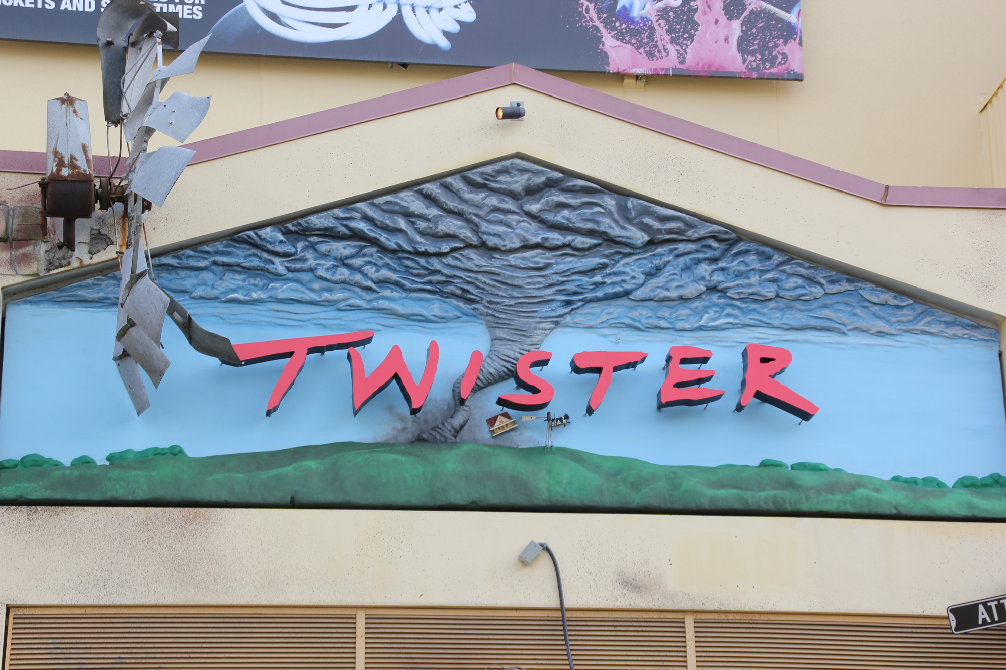 Twister - Ride it out - Universal Studios Florida | Freizeitpark-Welt.de
