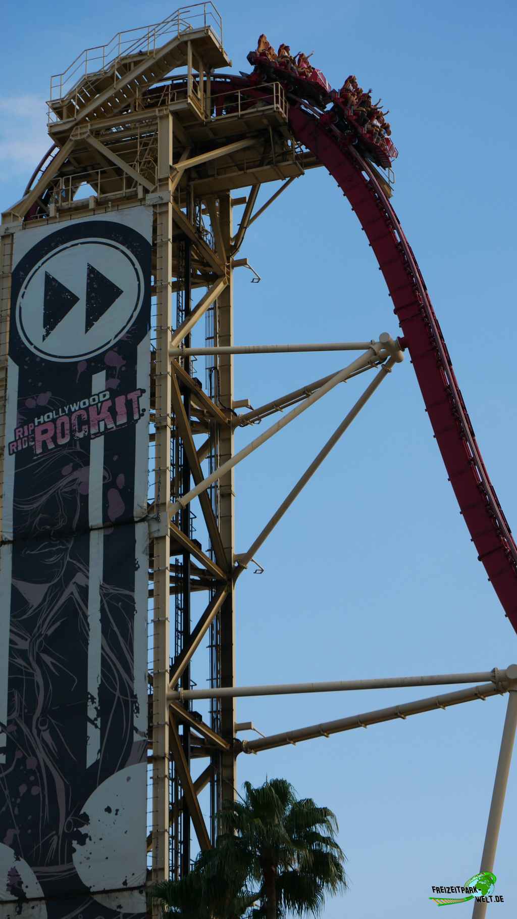 Hollywood Rip, Ride, Rockit - Universal Studios Florida | Freizeitpark ...