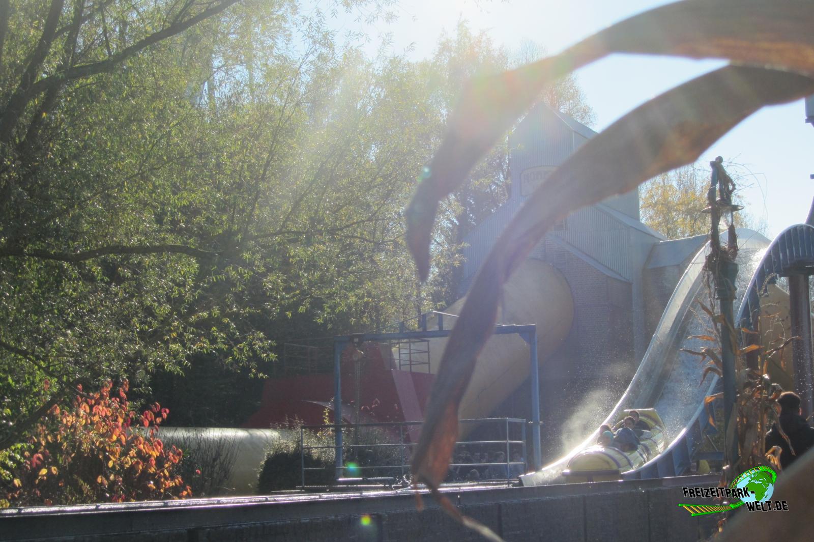 Flashback - Walibi Belgium | Freizeitpark-Welt.de
