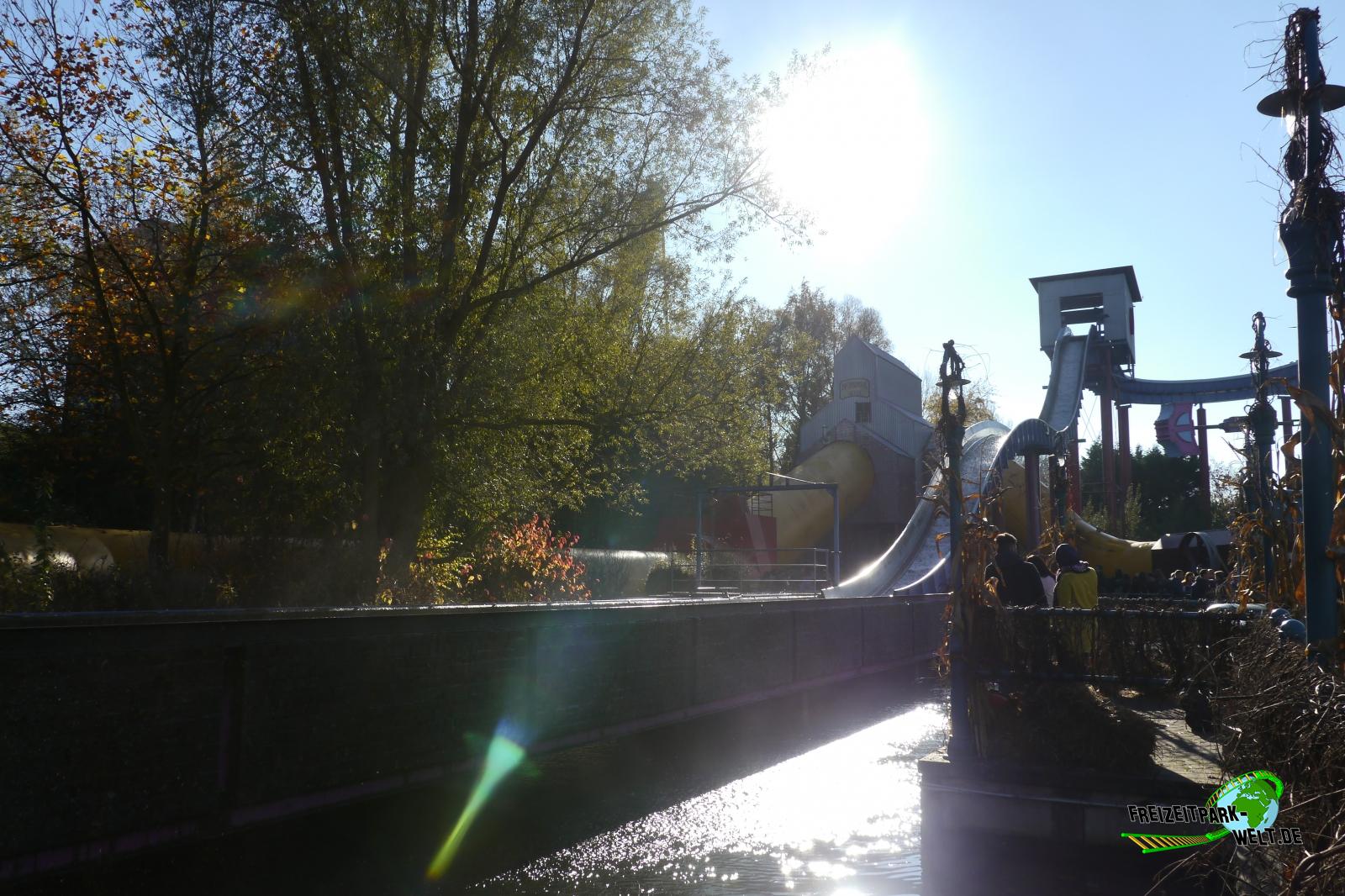 Flashback - Walibi Belgium | Freizeitpark-Welt.de