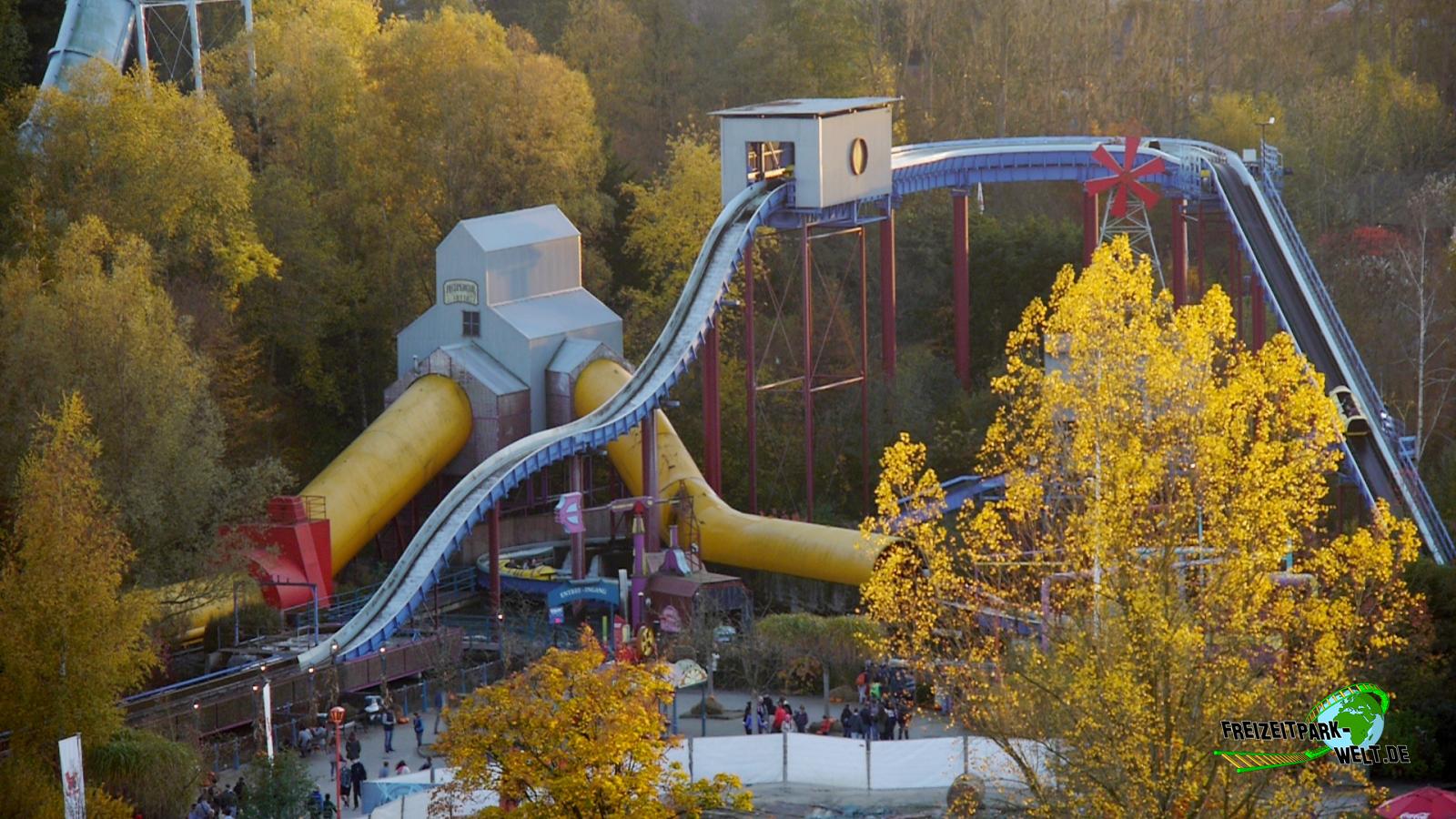Flashback - Walibi Belgium | Freizeitpark-Welt.de